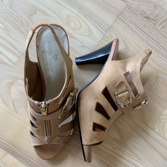 Pierce Gentry | Shoes | Soft Leather Tan Heels | Poshmark